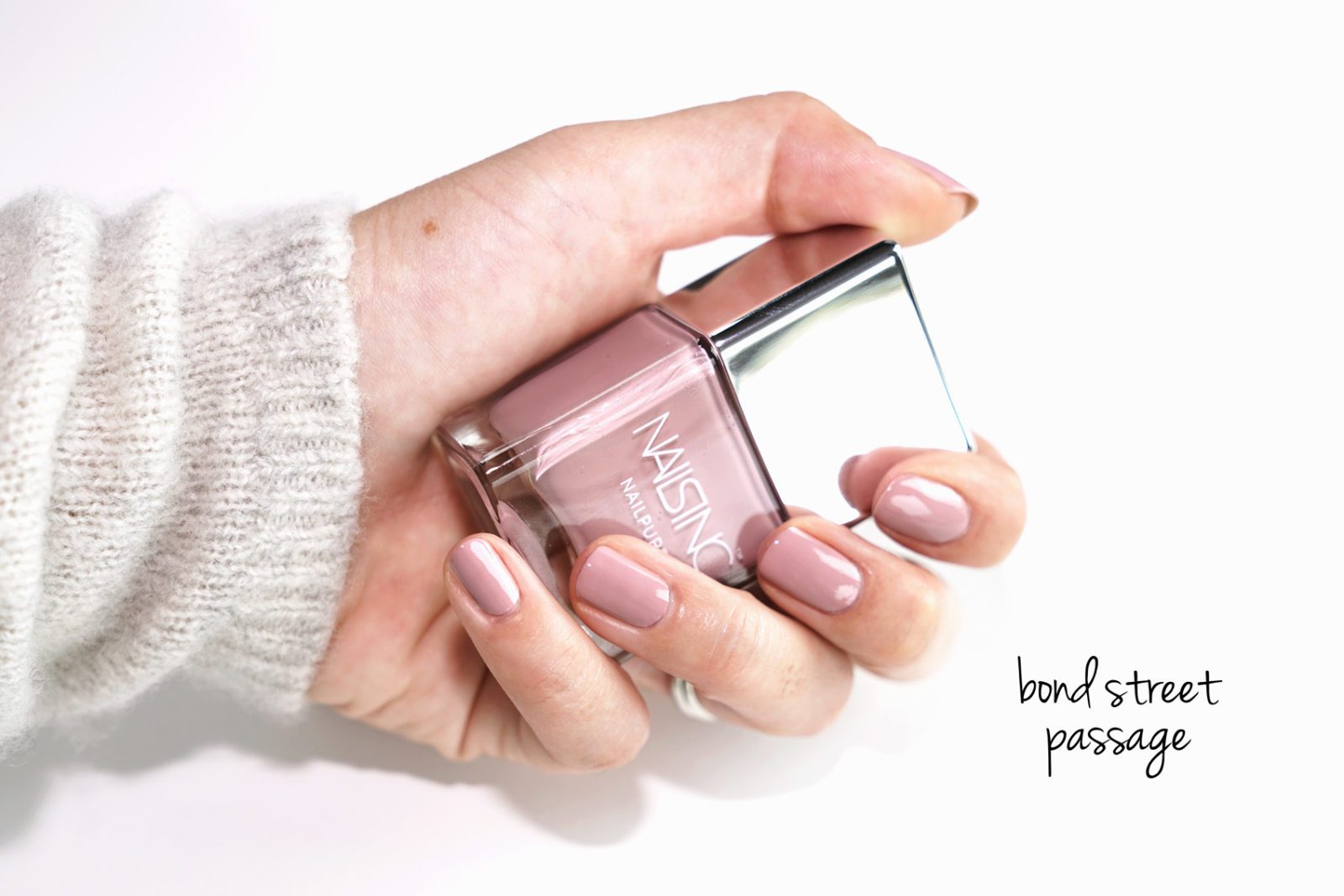 My Favorite Everyday Neutral Nail Polishes - The Beauty Look Book