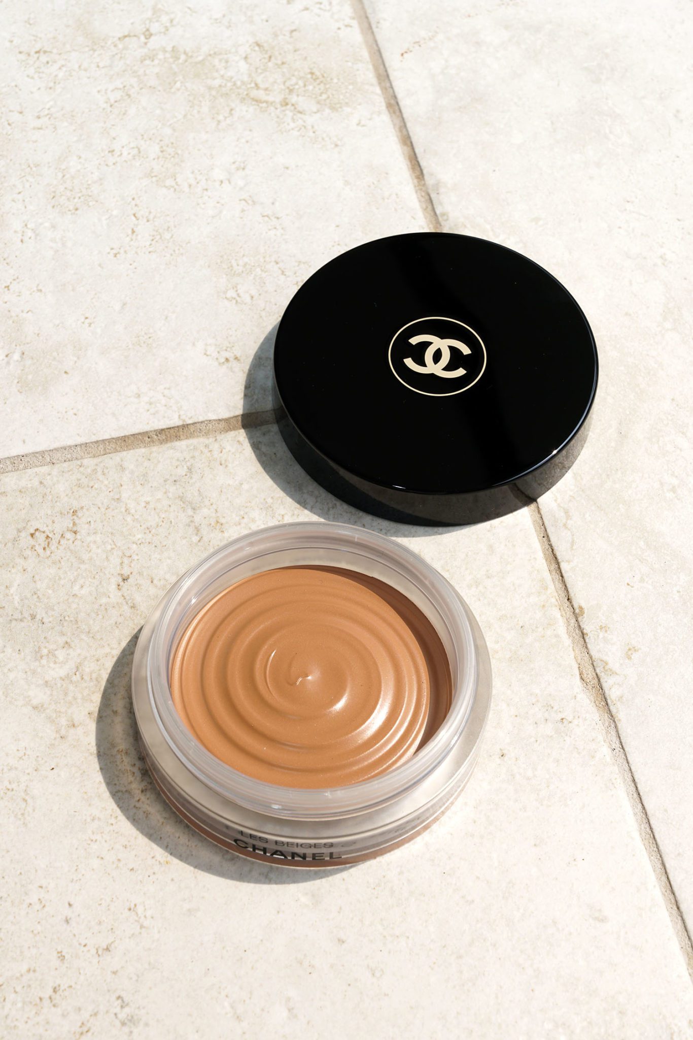 Chanel Les Beiges Summer of Glow 2020 - The Beauty Look Book