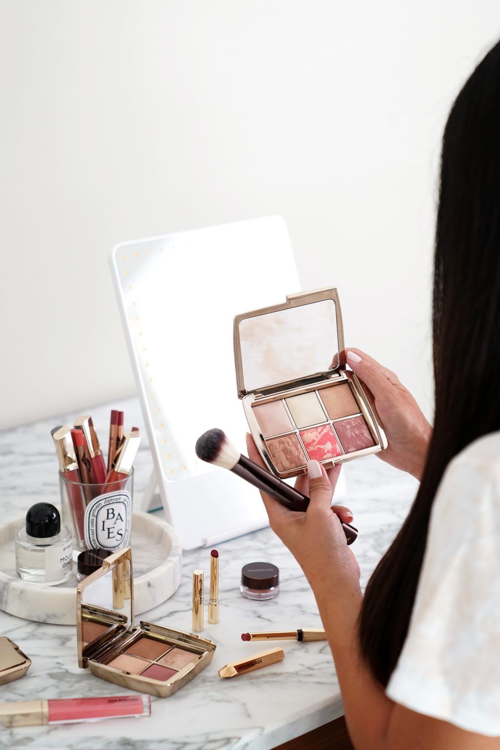 Hourglass Cosmetics Sculpture Holiday Collection - The Beauty Look Book