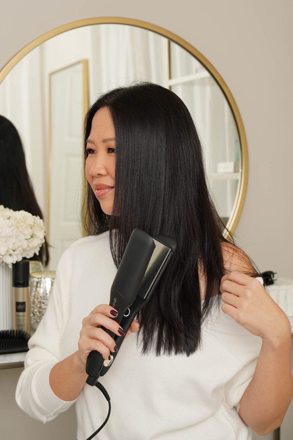 Sleek & Smooth Holiday Hair Made Easy with ghd - The Beauty Look Book
