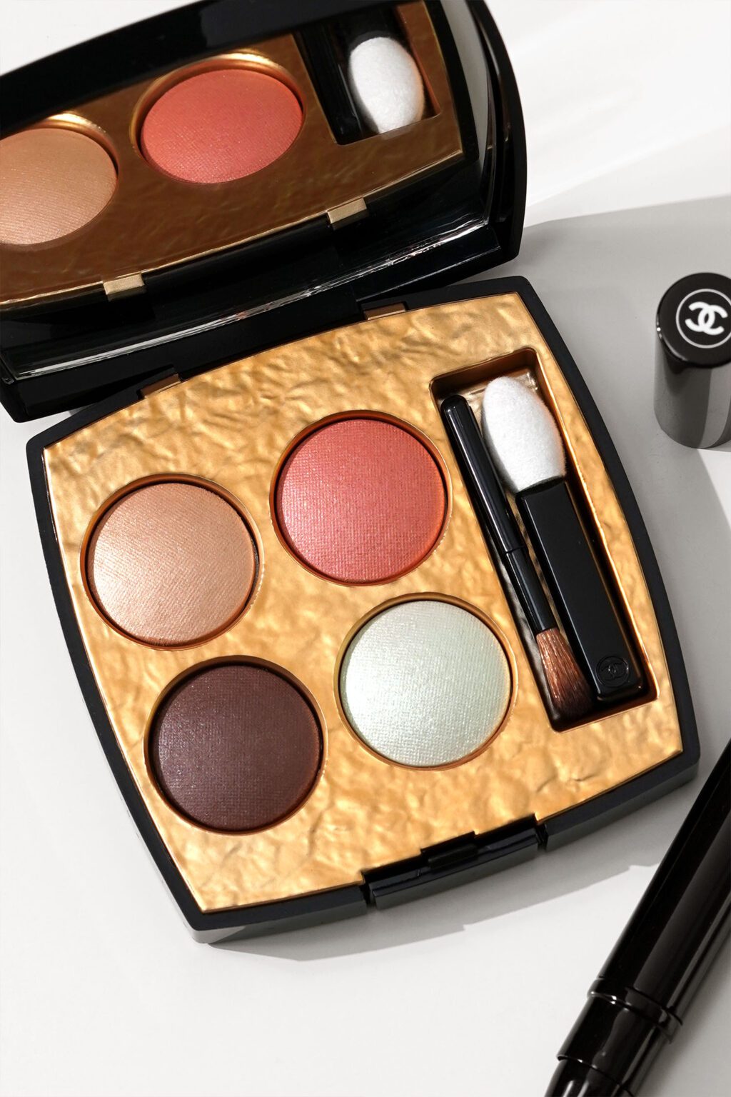 Chanel Les 4 Ombres Byzance - The Beauty Look Book